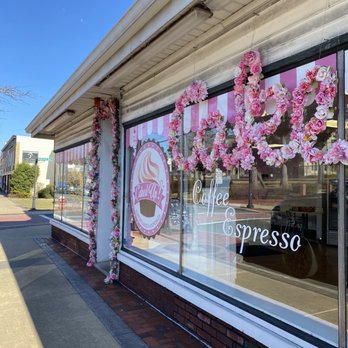 CAKED UP CAFE - Updated December 2025 - 284 Photos & 214 Reviews - 40 S Main St, New City, New ...