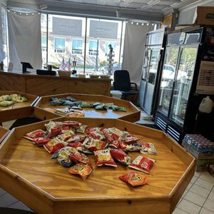 JOHNNY’S POCKETS - Updated February 2025 - 11 Photos & 46 Reviews - 2 ...