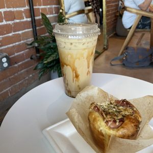 A FLOUR SHOP - 24 Photos & 17 Reviews - 803 N 7th St, Phoenix, Arizona ...