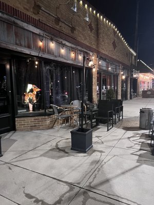 THE PRIMROSE - Updated August 2024 - 71 Photos & 27 Reviews - 5622 Johnson Dr, Mission, Kansas ...