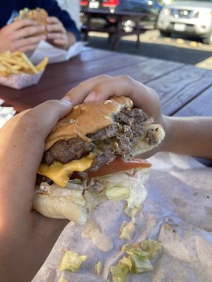THE RITZ BURGERS - Updated May 2025 - 24 Photos & 165 Reviews - 325 S ...