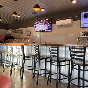 ANGELO ALE HOUSE & PIZZERIA - Updated July 2025 - 24 Photos & 29 ...