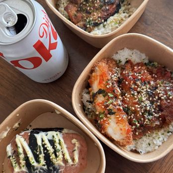 WAVEZ FOOD - Updated January 2026 - 33 Photos & 30 Reviews - 525 E ...