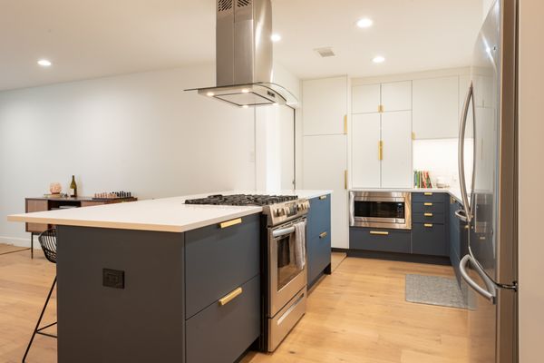 INSIDE OUT CONSTRUCTION - Updated January 2025 - 159 Photos & 29 ...