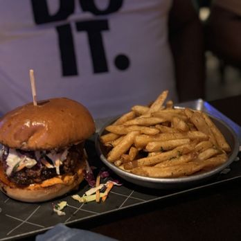 PUTTSHACK - HOUSTON - Updated October 2025 - 429 Photos & 232 Reviews ...