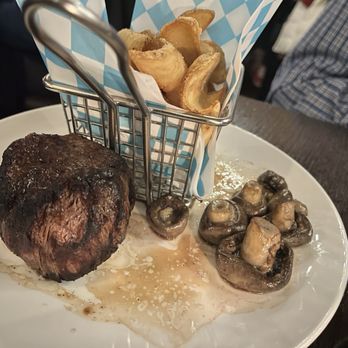 RELISH SUPPER CLUB - Updated July 2025 - 78 Photos & 43 Reviews ...