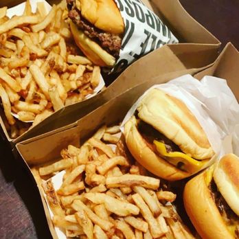 UNIBURGER - Updated December 2025 - 40 Photos & 26 Reviews - 4412 Rue ...