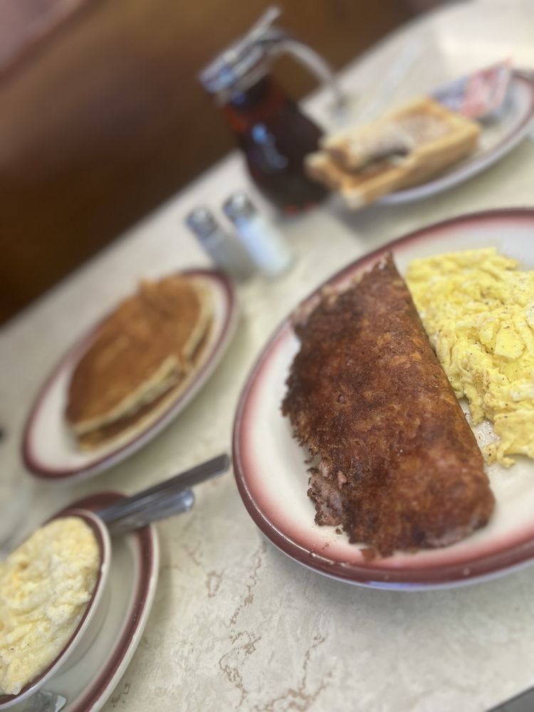 TASTEE DINER - Updated December 2025 - 284 Photos & 445 Reviews - 7731 ...