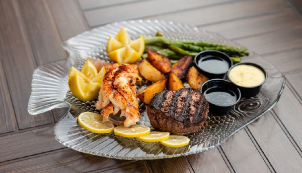 CARLUCCI’S WATERFRONT - Updated December 2025 - 606 Photos & 613 ...