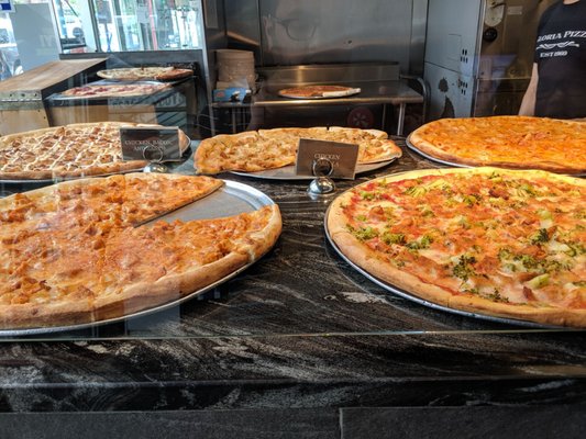GLORIA PIZZA - 191 Photos & 311 Reviews - Pizza - 108-22 Queens Blvd ...