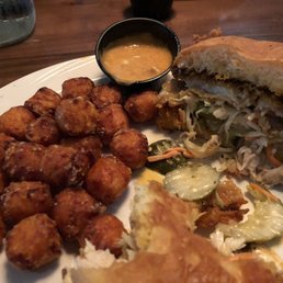 TOAST NEW AMERICAN GASTROPUB - WINTERFIELD PLACE - Updated May 2024 ...