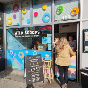 WILD SCOOPS - Updated May 2025 - 395 Photos & 355 Reviews - 429 E St ...
