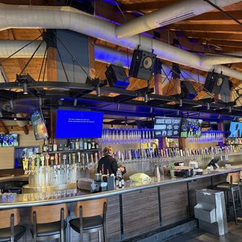 YARD HOUSE - Updated December 2025 - 3724 Photos & 3296 Reviews - 401 ...