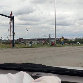 TRADERS WORLD - Updated January 2026 - 235 Photos & 101 Reviews - 601 ...