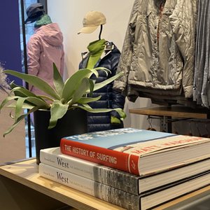 SHOP MARKET AMERICA NOELLER - Updated August 2024 - 50 Webster St ...