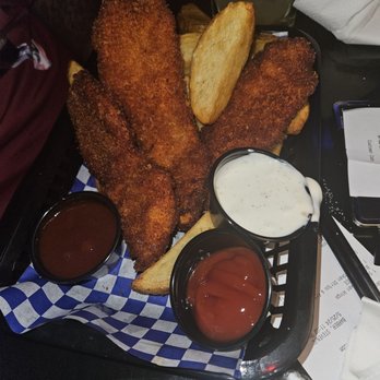 THE WELL - Updated July 2025 - 312 Photos & 875 Reviews - 6255 W Sunset ...