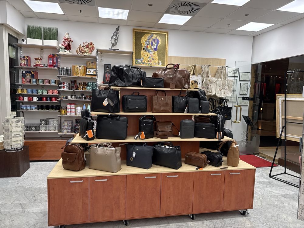 MARRIOTT GIFT SHOP - Updated October 2025 - Parkring 12a, Wien, Austria ...