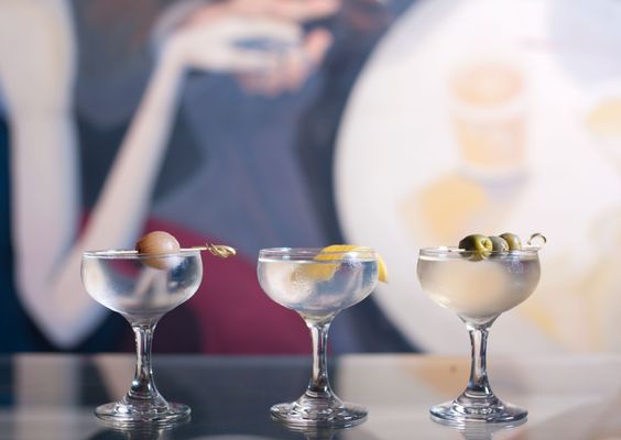 SOCIETY LOUNGE - Updated May 2025 - 343 Photos & 328 Reviews - 2063 E ...