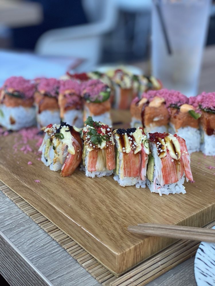 SUSHI ROCK - Updated February 2025 - 1666 Photos & 1424 Reviews - 1900 ...