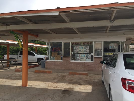 DIXIE DOG DRIVE-IN - Updated October 2025 - 15 Photos & 14 Reviews ...