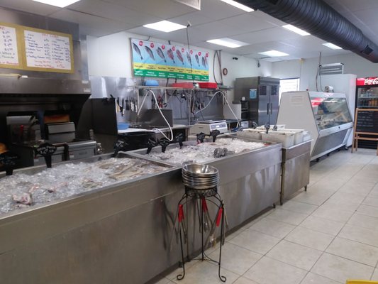 CENTRAL FISH MARKET - 25 Photos & 16 Reviews - 3701 Central Ave ...