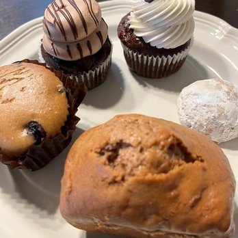 PUSHKIN’S BAKERY & CAFE - ROSEVILLE - Updated April 2025 - 539 Photos ...