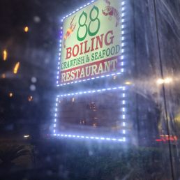 88 BOILING CRAWFISH AND SEAFOOD - Updated May 2026 - 560 Photos & 809 ...