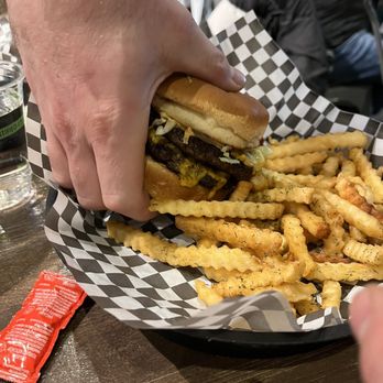 VICTORY BURGER - Updated December 2025 - 38 Photos & 56 Reviews - 835 N ...