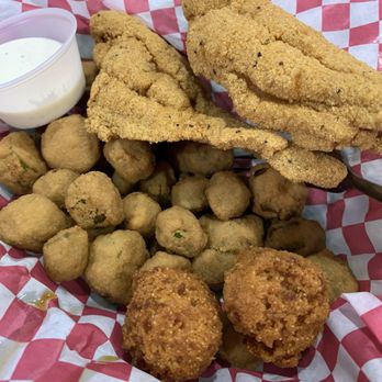 FLYING FISH - Updated May 2024 - 864 Photos & 764 Reviews - 511 ...