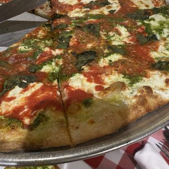 GRIMALDI’S PIZZERIA - Updated October 2024 - 150 Photos & 130 Reviews ...