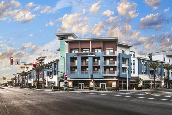 ALIGHT FULLERTON - Updated May 2025 - 118 Photos & 243 Reviews - 555 N ...