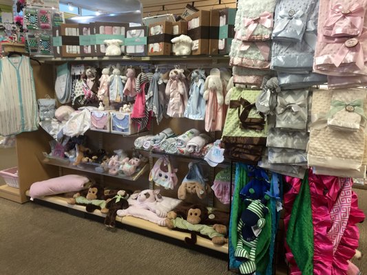 THE CROWN SHOP - Updated December 2025 - 13 Reviews - 10700 N Rodney ...