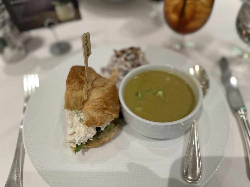 THE ZODIAC - Updated November 2025 - 186 Photos & 115 Reviews - 1618 ...