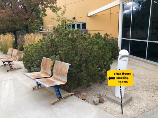 SOUTH VALLEYS LIBRARY - Updated December 2025 - 104 Photos & 20 Reviews ...