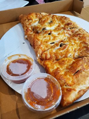 CENTRAL PIZZA & PUB - Updated September 2025 - 35 Photos & 54 Reviews ...