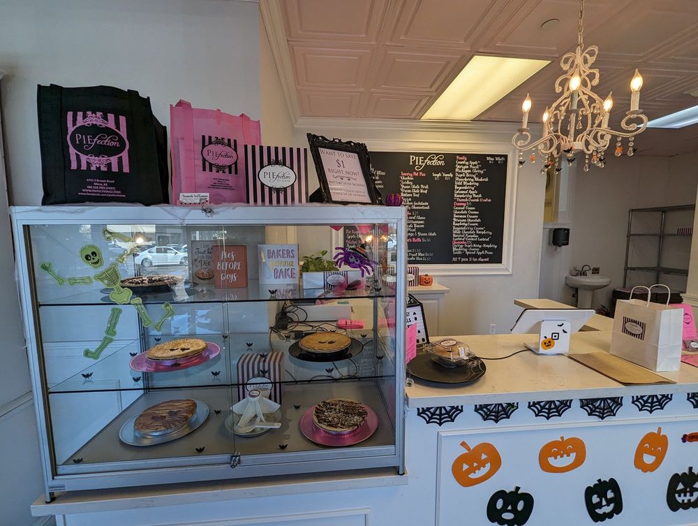 PIEFECTION - Updated December 2025 - 98 Photos & 171 Reviews - 9015 E ...