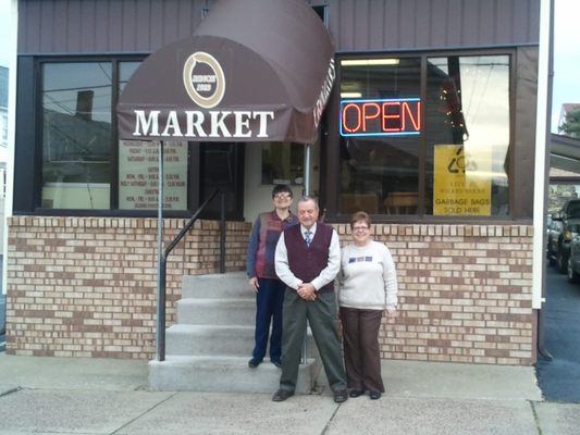 LEONARD’S KIELBASI MARKET - Updated December 2025 - 13 Photos & 16 ...