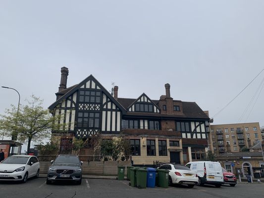 CATFORD BRIDGE TAVERN - Updated July 2024 - Station Approach, London ...