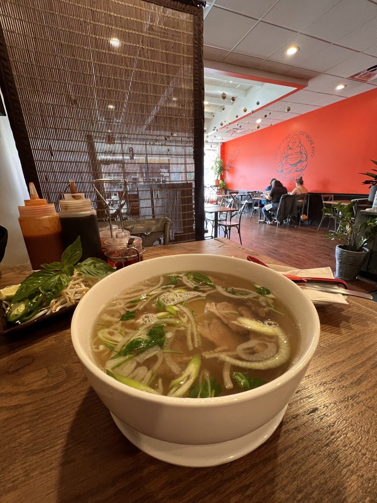 GOT PHO - Updated March 2025 - 108 Photos & 98 Reviews - 172 W Nine ...