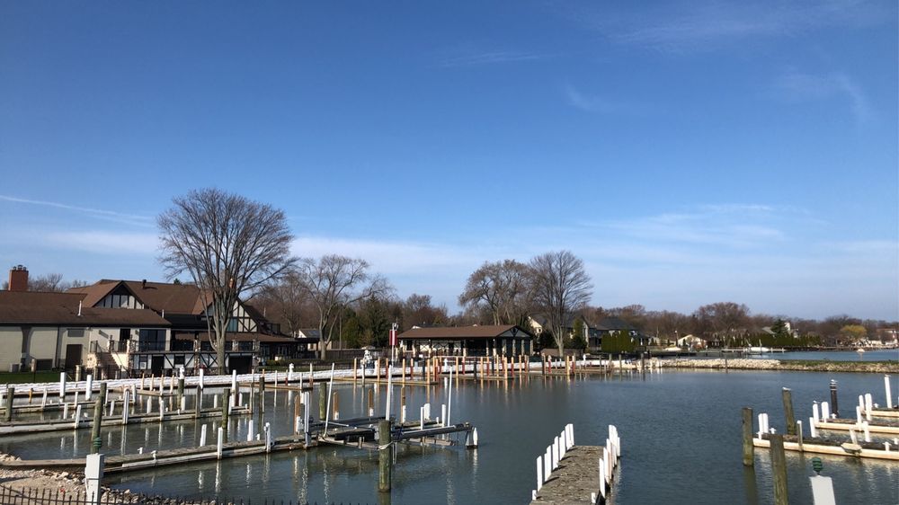 BEACH GROVE GOLF & COUNTRY CLUB - Updated March 2025 - 26 Photos ...