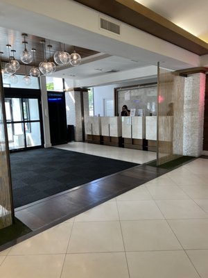 RADISSON HOTEL NEW ROCHELLE - Updated December 2025 - 55 Photos & 163 ...