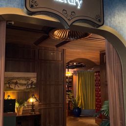 PUTTERY - Updated January 2026 - 382 Photos & 244 Reviews - 932 W ...