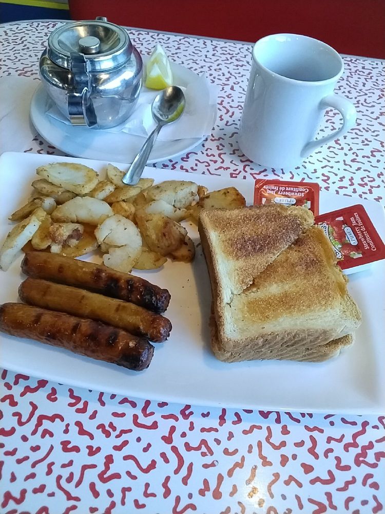 DAVIS DINER - Updated June 2026 - 17 Photos - 416 Davis Drive ...