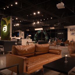 FLOGOLF LOUNGE - Updated October 2025 - 27 Photos - 880 Broadway ...