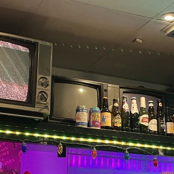 THE MAX RETROPUB - Updated September 2025 - 120 Photos & 108 Reviews ...