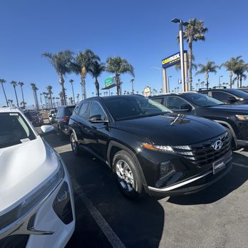 CARMAX - Updated December 2025 - 150 Photos & 495 Reviews - 2001 ...