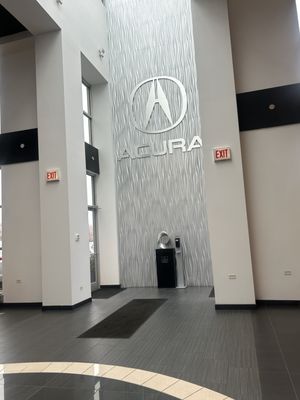 MCGRATH ACURA OF DOWNTOWN CHICAGO - Updated October 2025 - 110 Photos ...