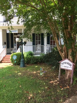 MEME’S BRICK STREET BAKERY - 17 Photos & 16 Reviews - 104 W Leake St ...