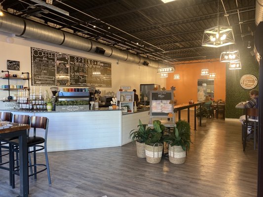 SPRING AND MAIN CAFÉ - Updated November 2025 - 50 Photos & 50 Reviews ...