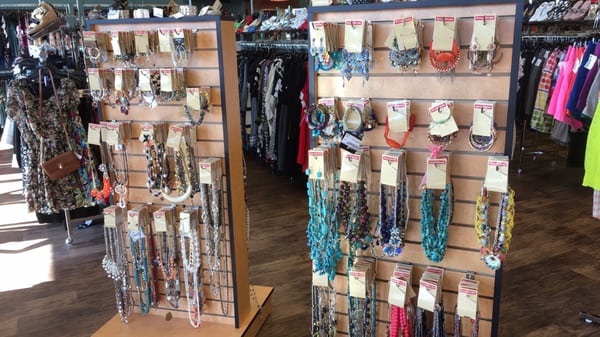 STYLE ENCORE OMAHA CENTRAL - Updated May 2026 - 17 Photos & 25 Reviews ...